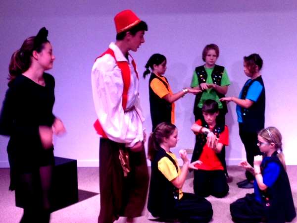 Aladdin Large Cast Play Script for Kids to Perform